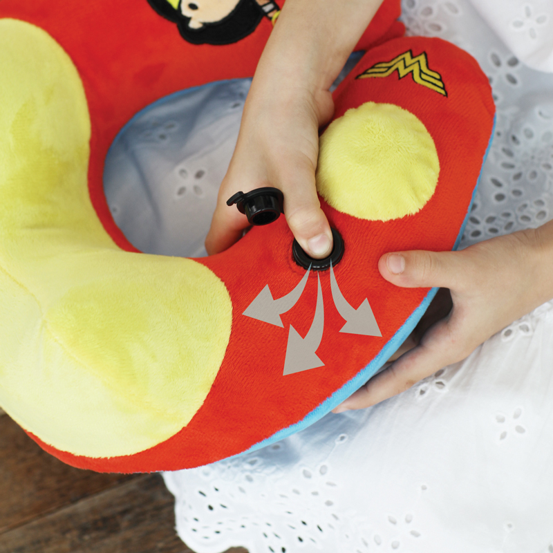 TRAVELMALL JUSTICE LEAGUE WONDER WOMAN 3D INFLATABLE PILLOW ...